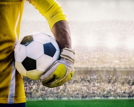 51. Playing on the Edge | KDRT 95.7FM Davis